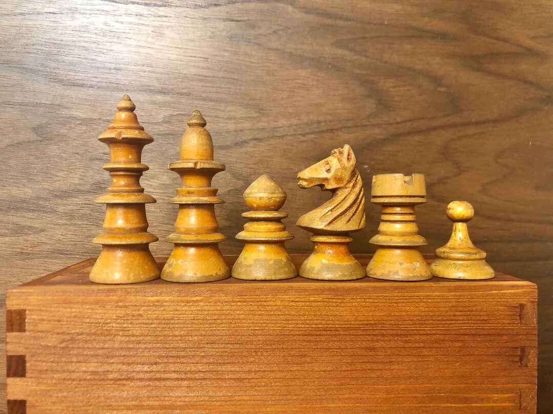 Antique Austrian Coffeehouse Chess Set Lot #353 - Etsy