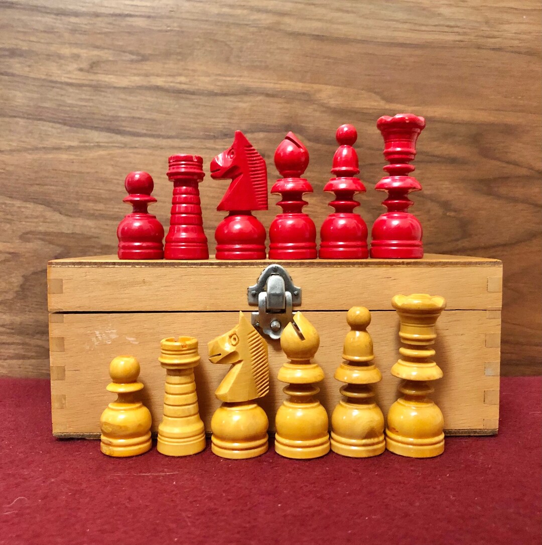 Beautiful Spanish Chess Set Lot 182 - Etsy