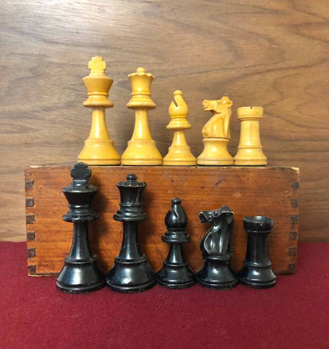 Vintage French Lardy Chess Set Lot #360 - Etsy