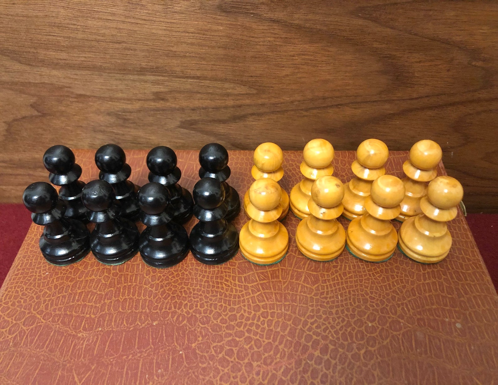 1940s Exclusive Lowe Creation Chess Set | Etsy