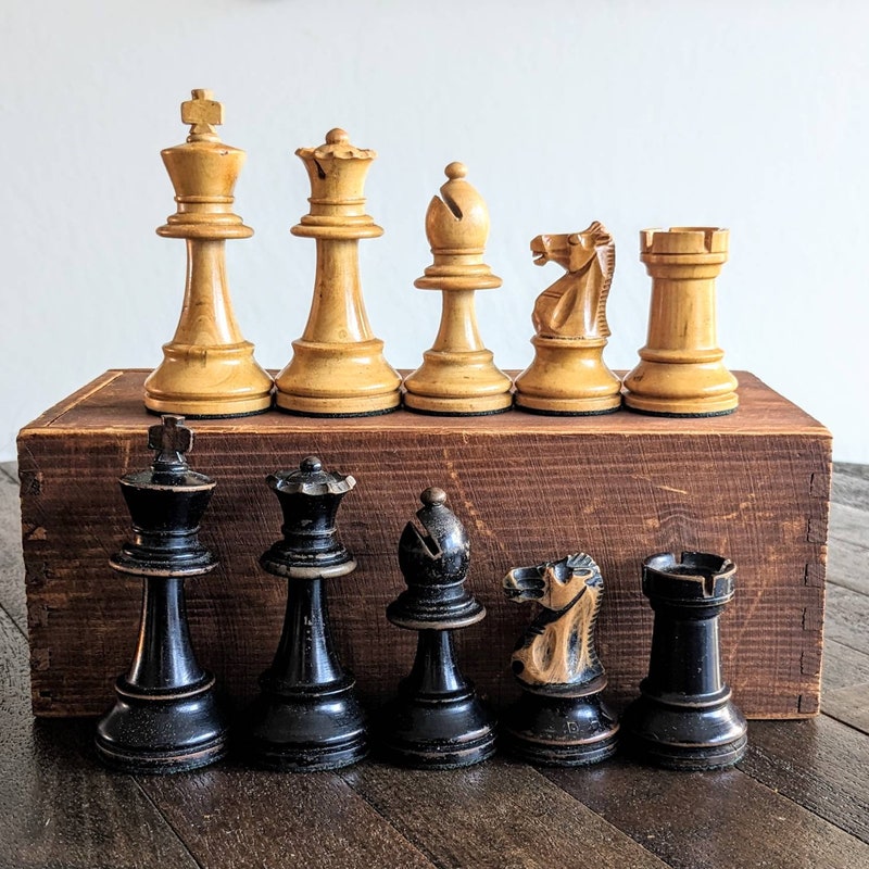 Antique Chess Set - Etsy