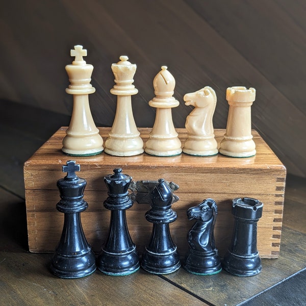 Chess Set Castle - Etsy