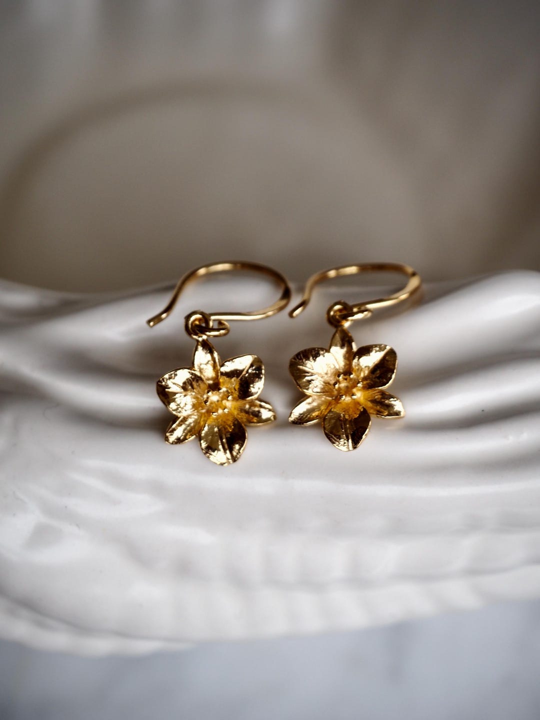 Dainty Gold Flower Earrings, Rose Gold Floral Charm Earrings, Small ...