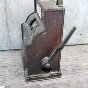 Vintage Slot Machine Pencil Sharpener- Golden Eagle Slot Machine - Made ...