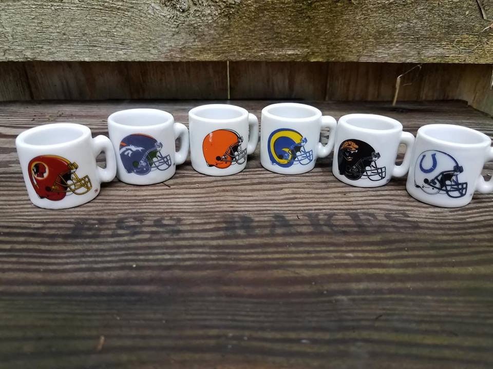 Vintage '90's Set of 6 NFL Teams MINIATURE Ceramic Mugs Helmet and Team ...