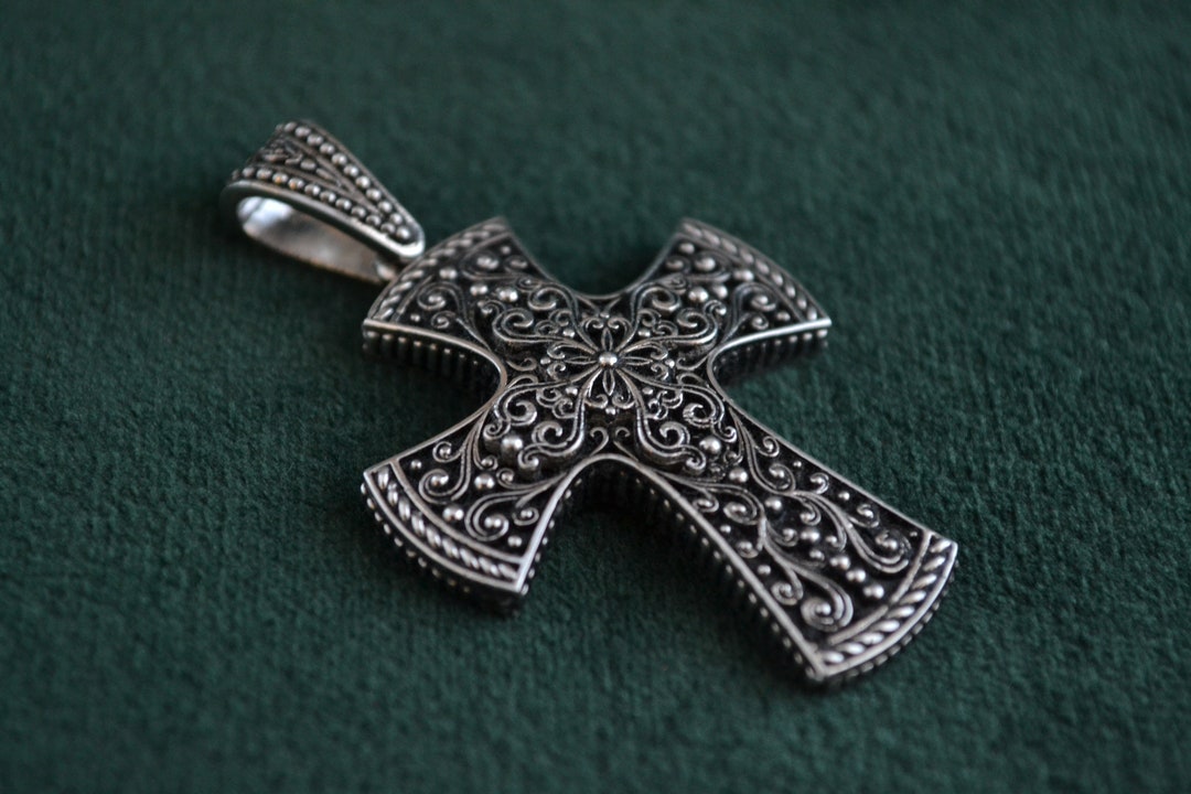 Croce bizantina ossidata, croce medievale in argento 925, ciondolo a ...