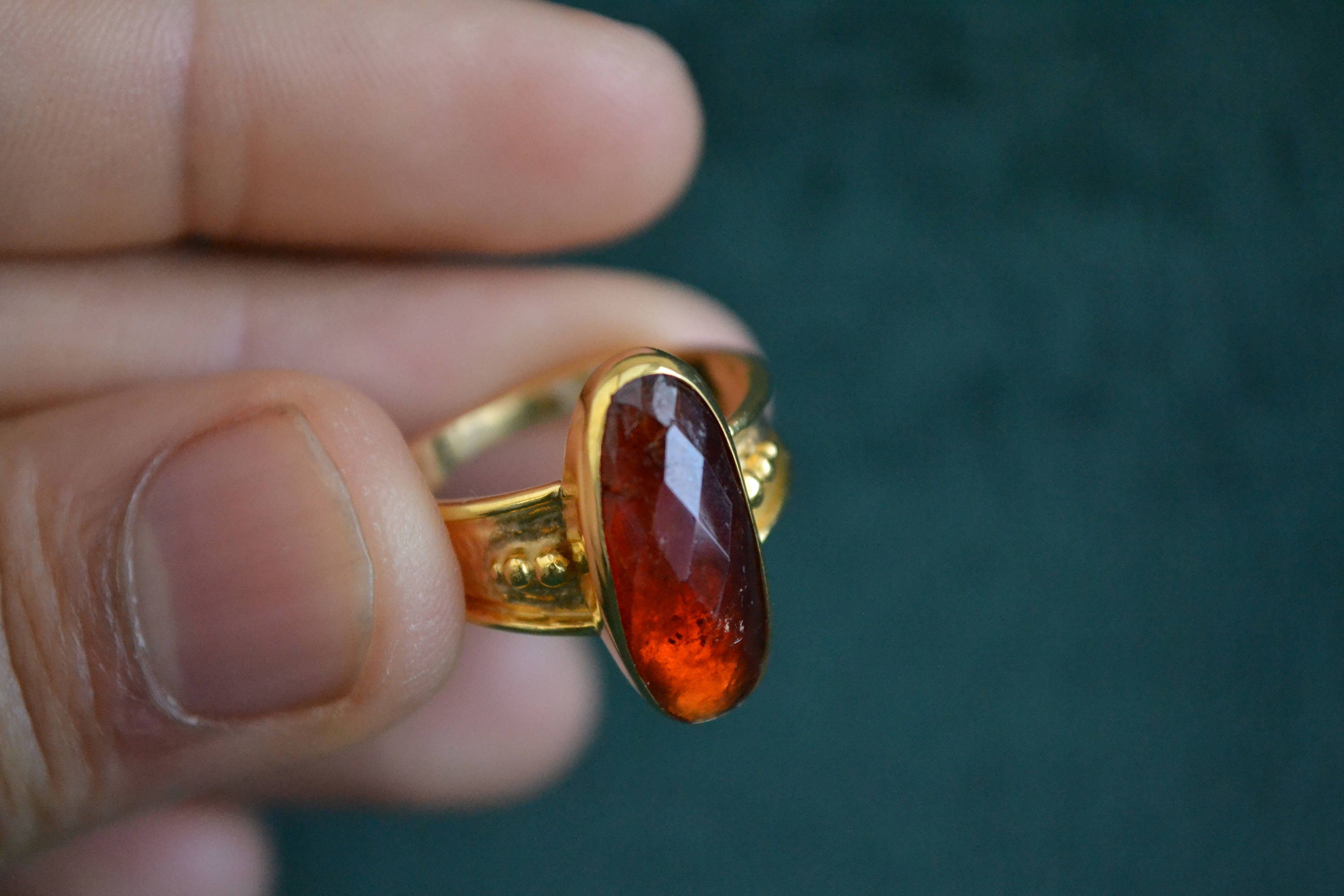 Dazzling Gold and Carneol Ring, 18K Gold Ring With Carneol Gemstone ...