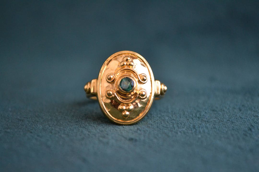 Gold Etruscan Byzantine Ring, 18K Gold Ring With Emerald, Vintage Gold ...
