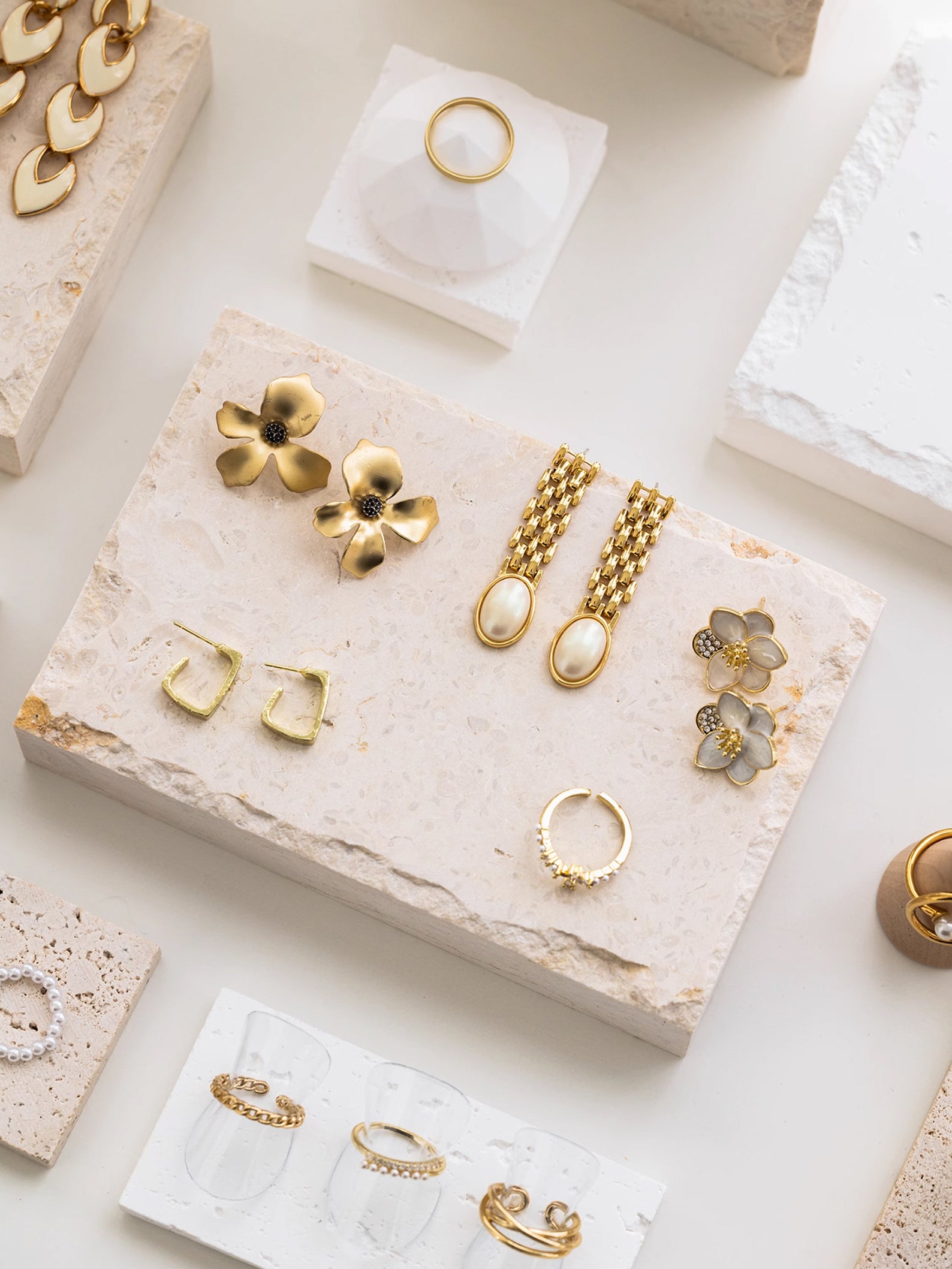 White Marble Jewelry Display Set | Ring & Necklace Stand | Boutique ...