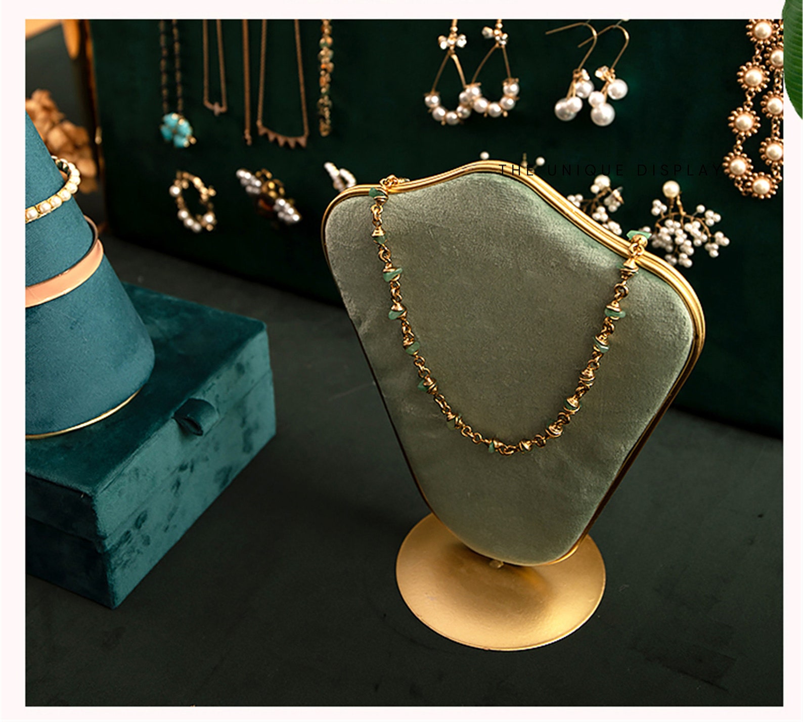 Retro Jewelry Display velvet Jewelry Display Ring Holder - Etsy