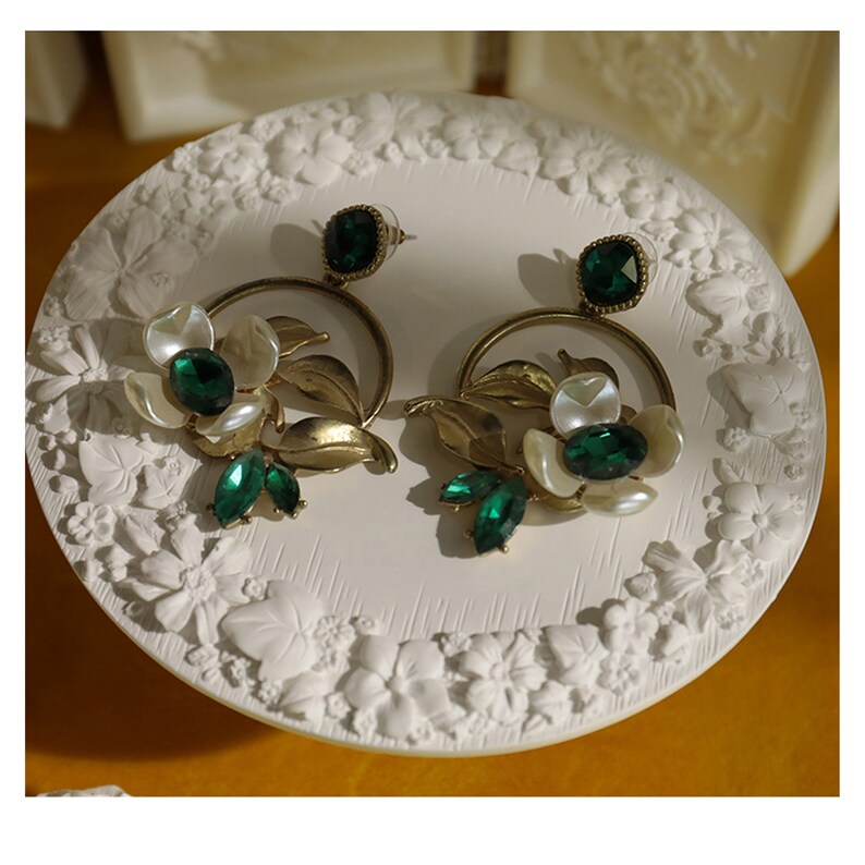 White Jewelry Display Set Wedding Jewelry Display Jewelry - Etsy