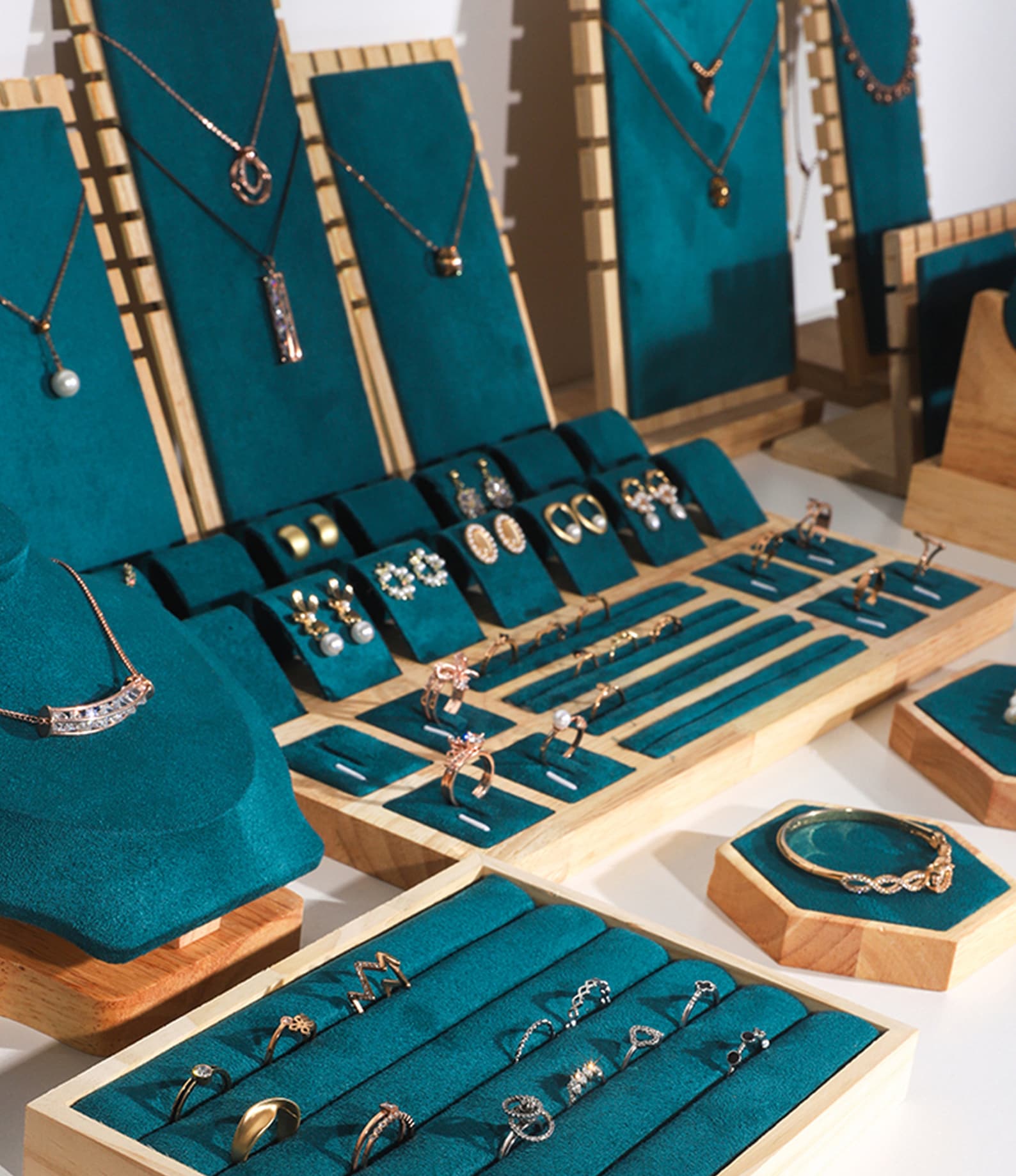 Retro Jewelry Display Velvet Jewelry Display Earring Holder - Etsy