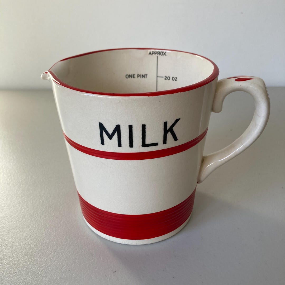 Kleen Kitchen Ware 1 Pint Red and Cream Milk Jug by Sadler - Vintage ...