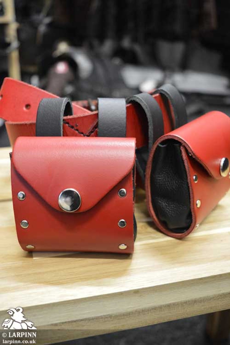 Elric Pouch - Black / Red - Larp, Cospaly, Costume - Etsy