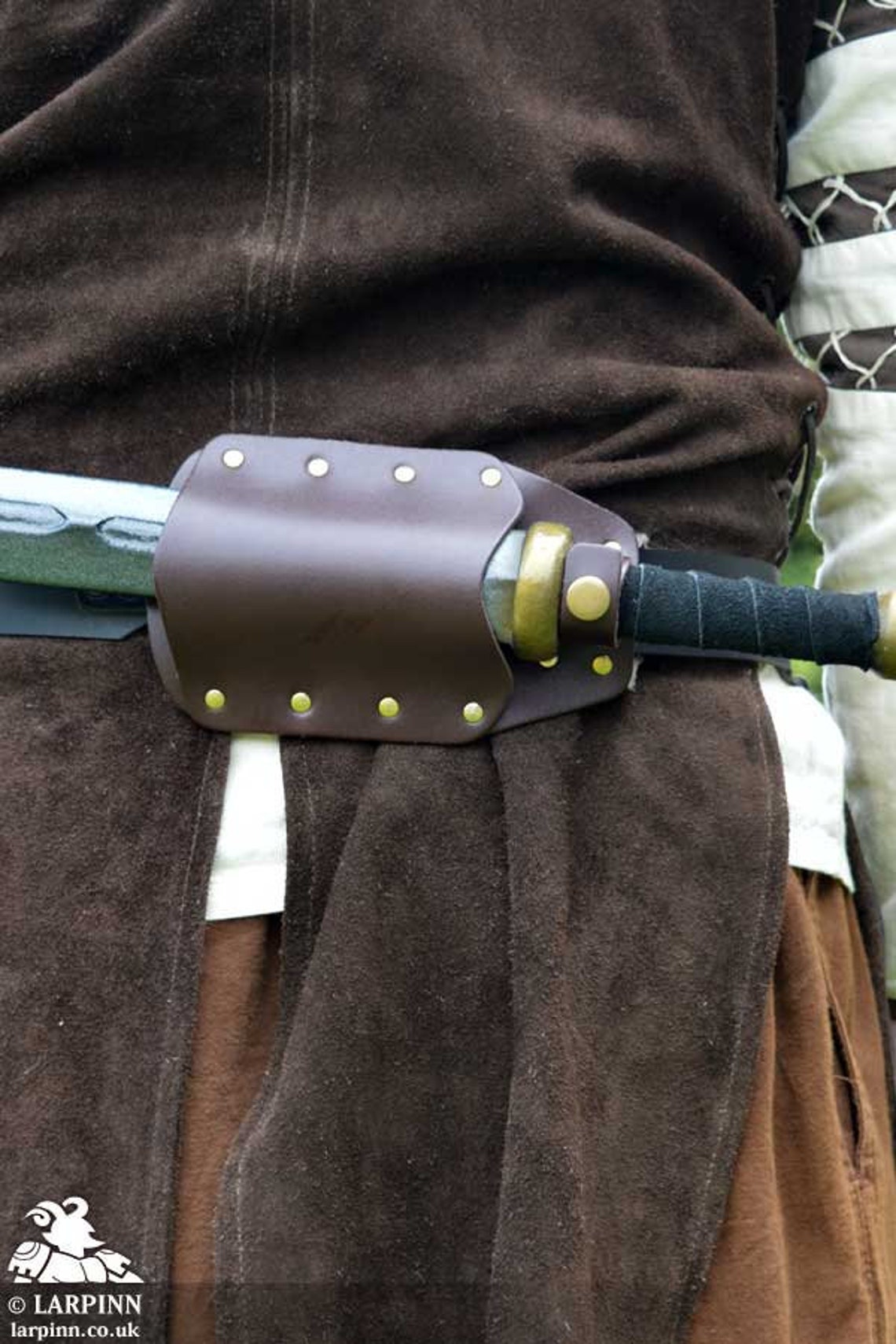 Earl Horizontal Dagger Scabbard - Brown - Larp, Cosplay, Costume - Etsy