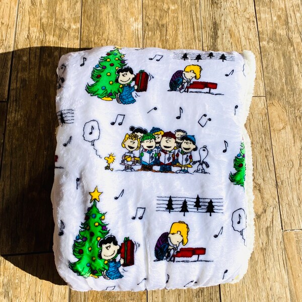 Snoopy Christmas - Etsy
