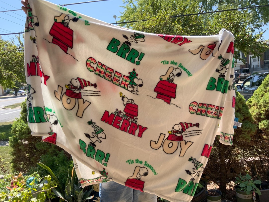 Berkshire SNOOPY Peanuts “merry & Joy” White 50x70 Plush Home Throw ...