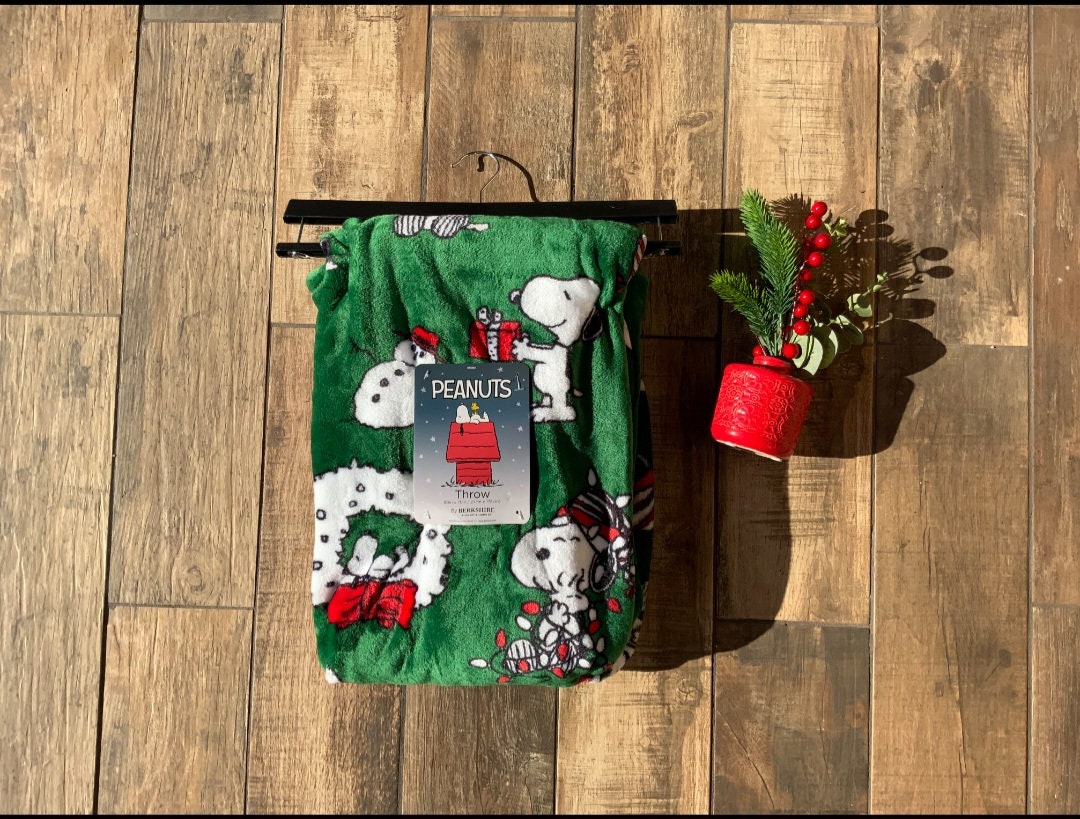 LIMITED Berkshire SNOOPY "x-mas Festive Styles" Home Decorative Throw ...