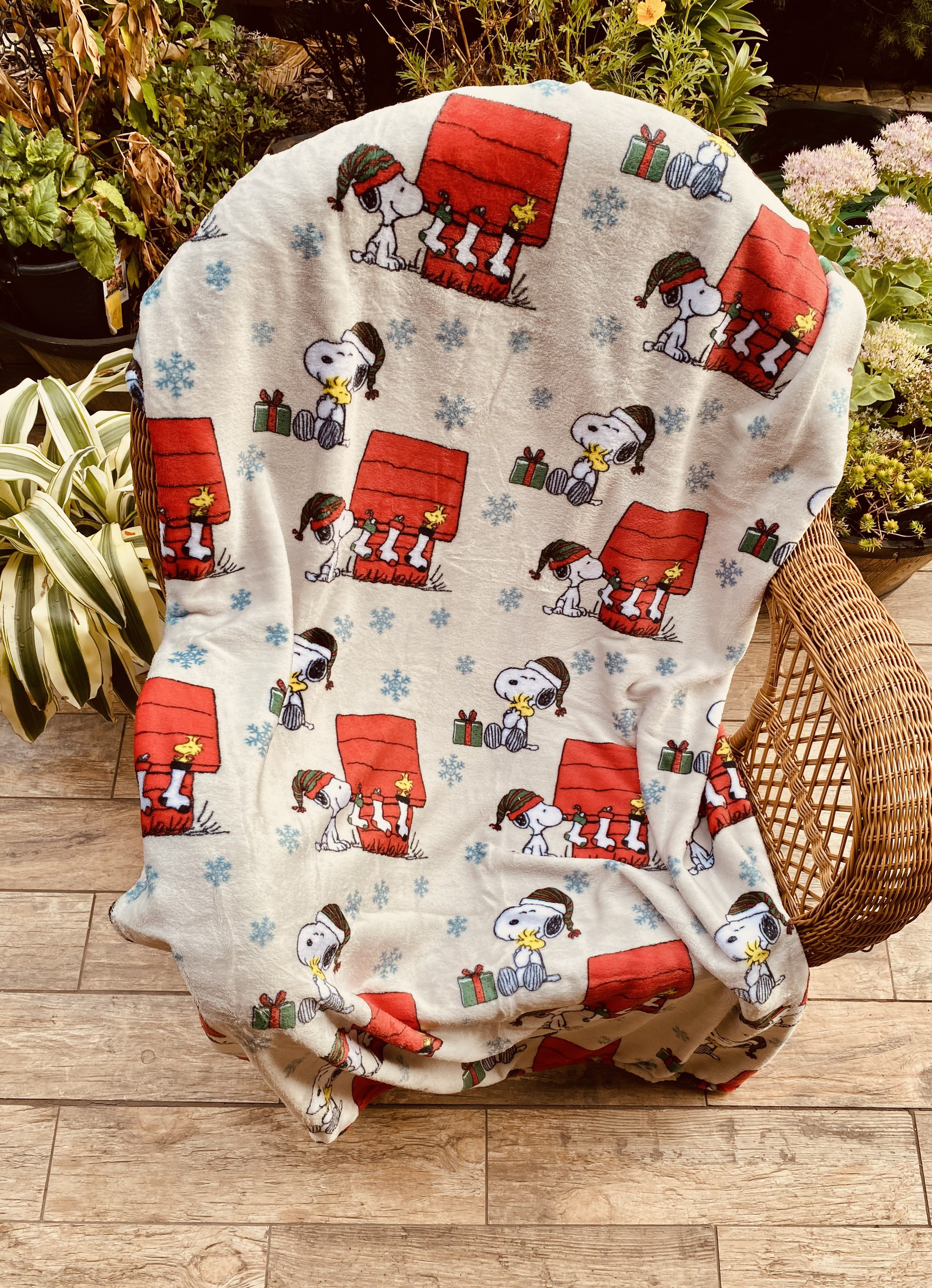 Peanuts Snoopy christmas Throw Collection - Etsy