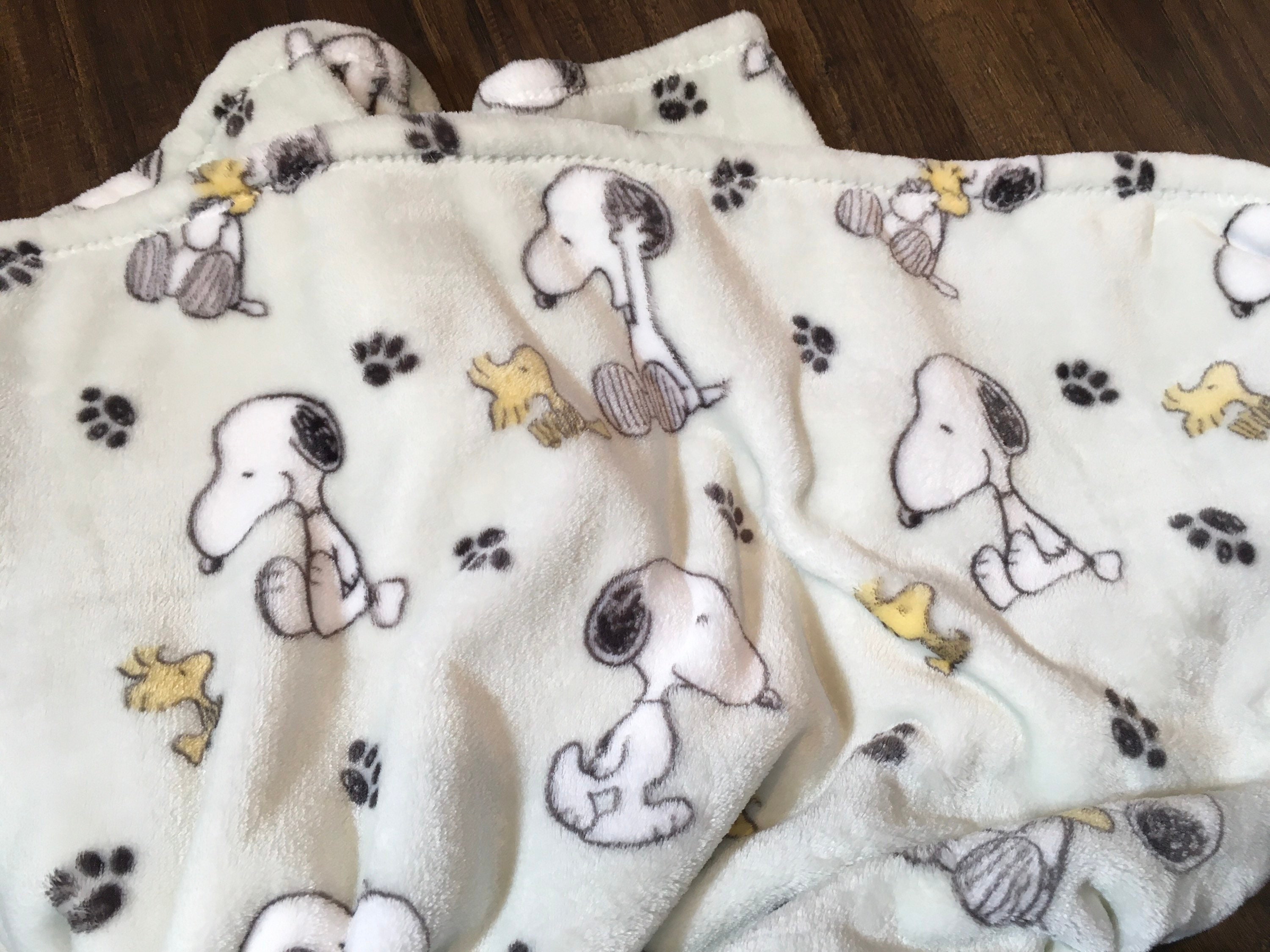 Berkshire Peanuts SNOOPY snoopy Paws Sending Hugs W' Woodstock Soft ...