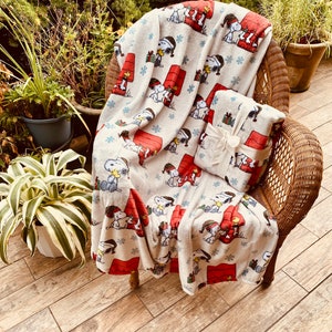Peanuts Snoopy christmas Throw Collection - Etsy