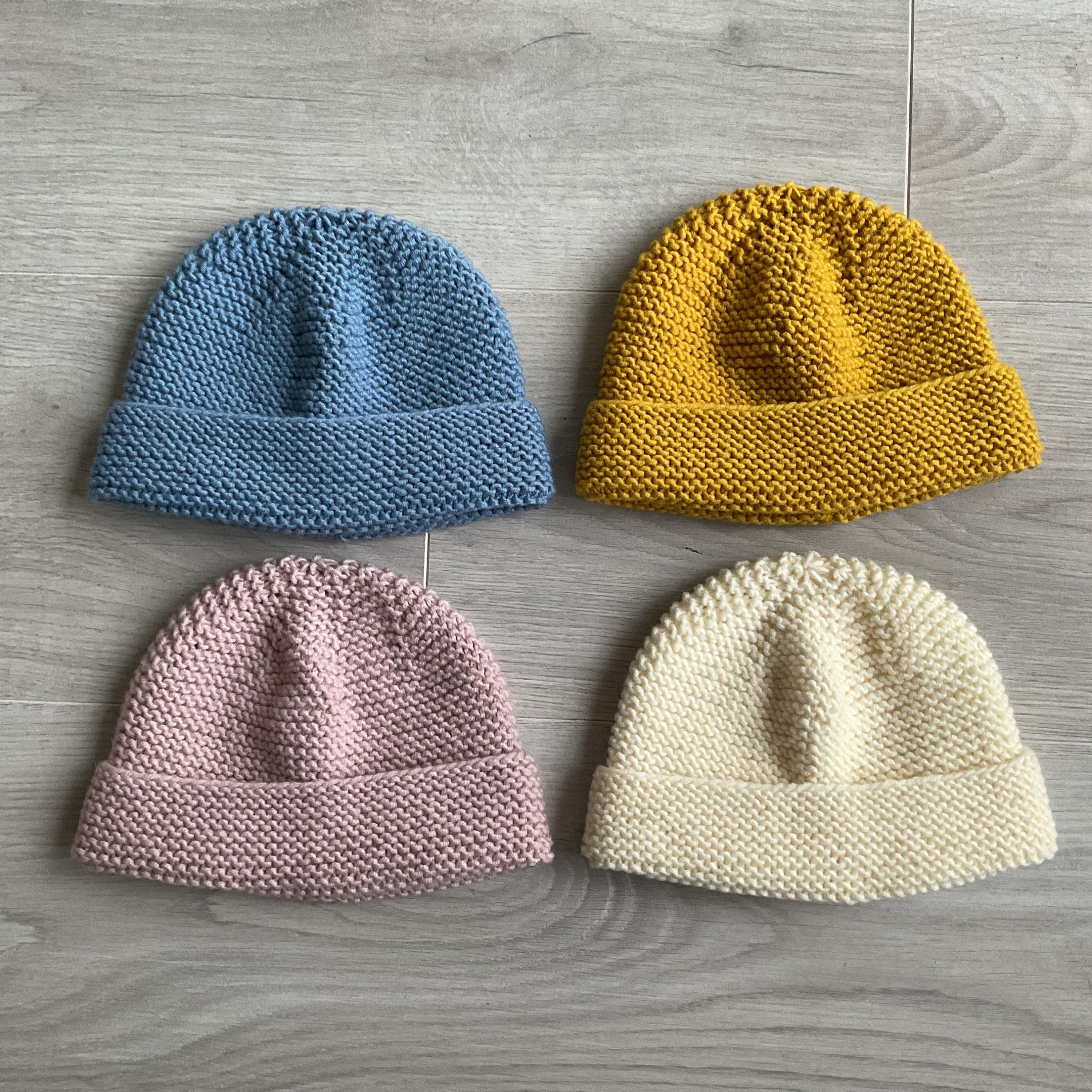 Baby Hat in Pure Wool (100% Merino), Hand-knitted in Garter Stitch ...