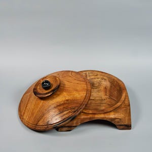 Artisan Mango Wood Keepsake Box - Hand-turned Wooden Craft, Unique ...