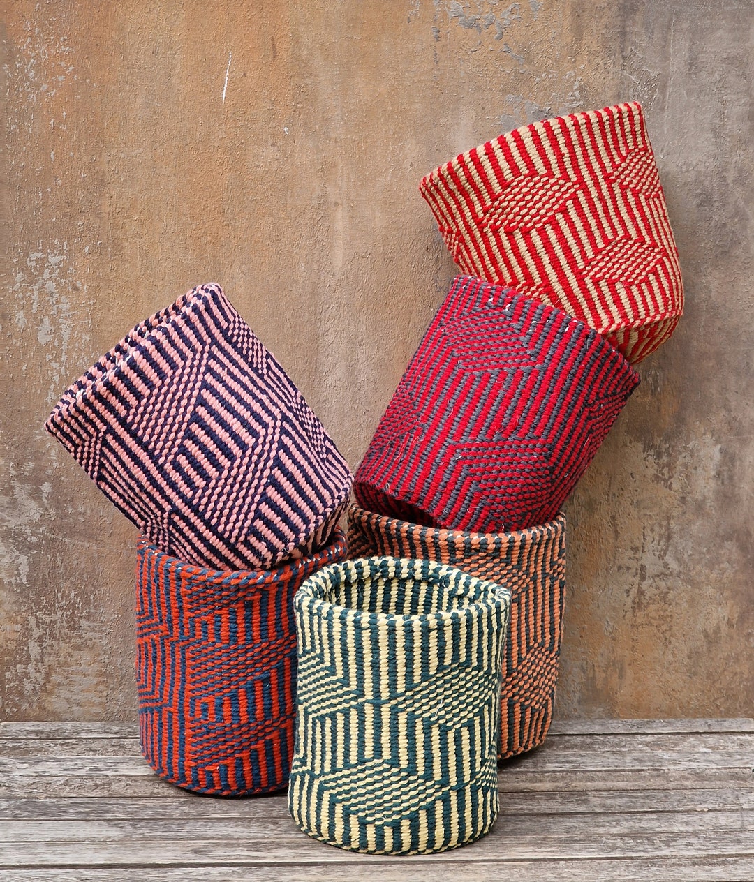 VAZI: 6w X 8h Multicolour Recycled Wool & Sisal Basket / Recycled Wool ...
