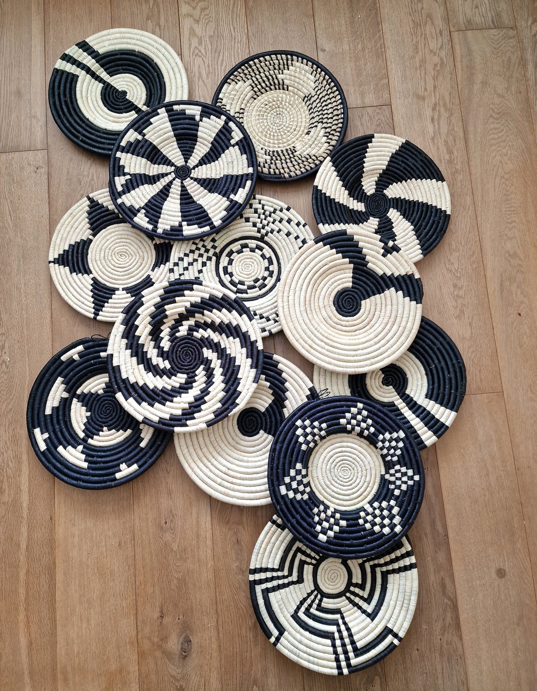 ENKANGA: 13"-14" Uganda Raffia Wall Basket Plates - Etsy