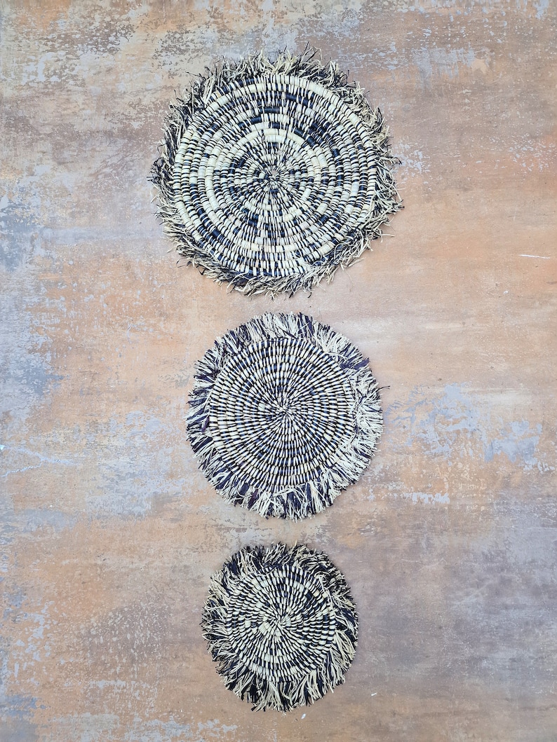 MKEKA: Raffia Fringe Placemats / Wall Decor - Etsy
