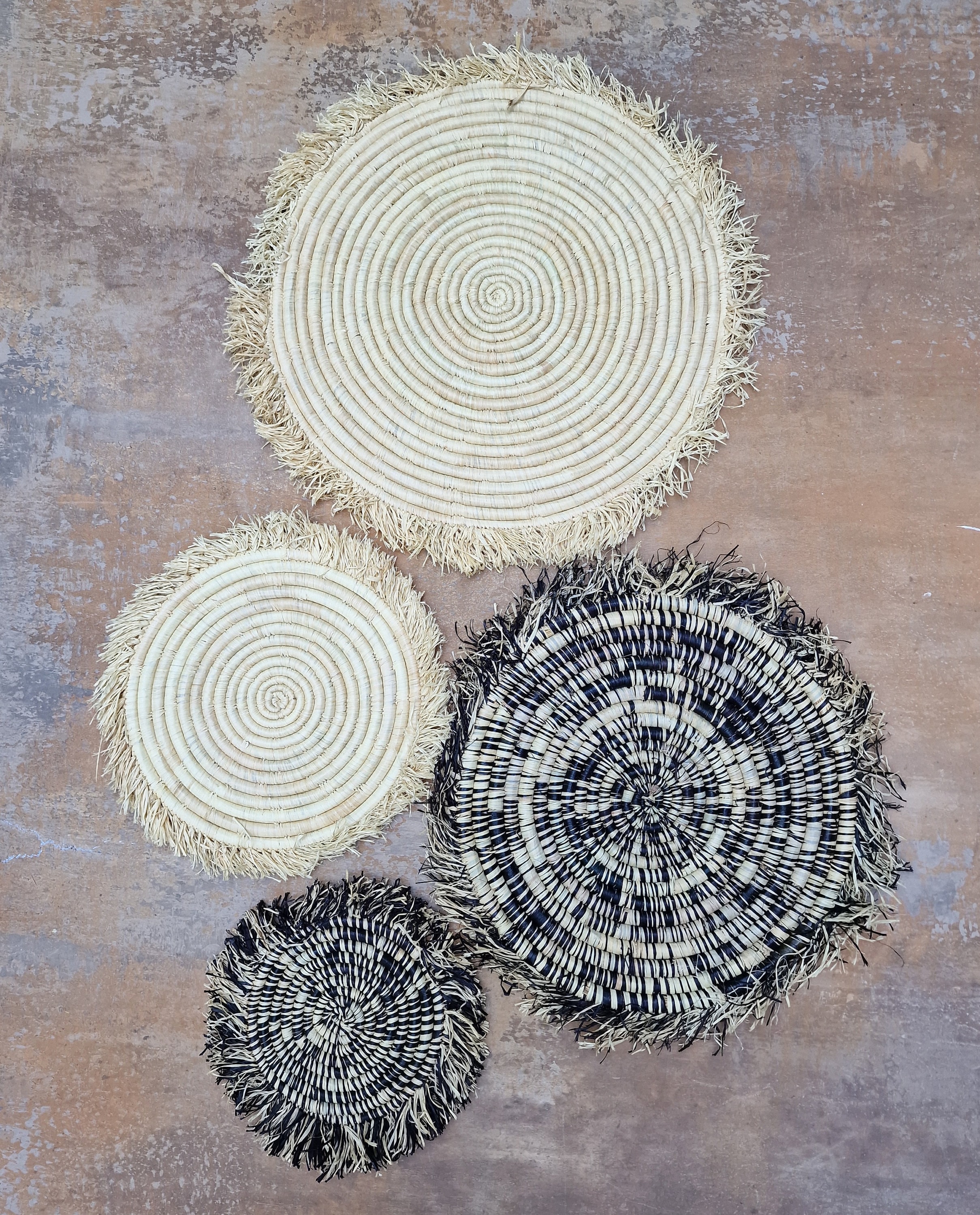 MKEKA: Raffia Fringe Placemats / Wall Decor - Etsy