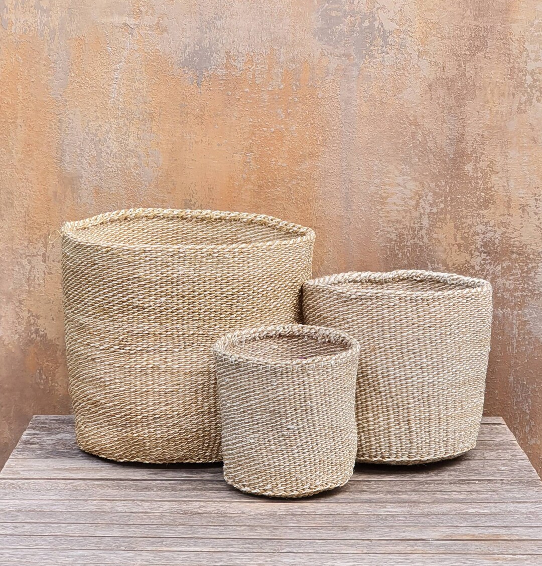 PARARA: Natural Checkered Sisal Baskets - Etsy