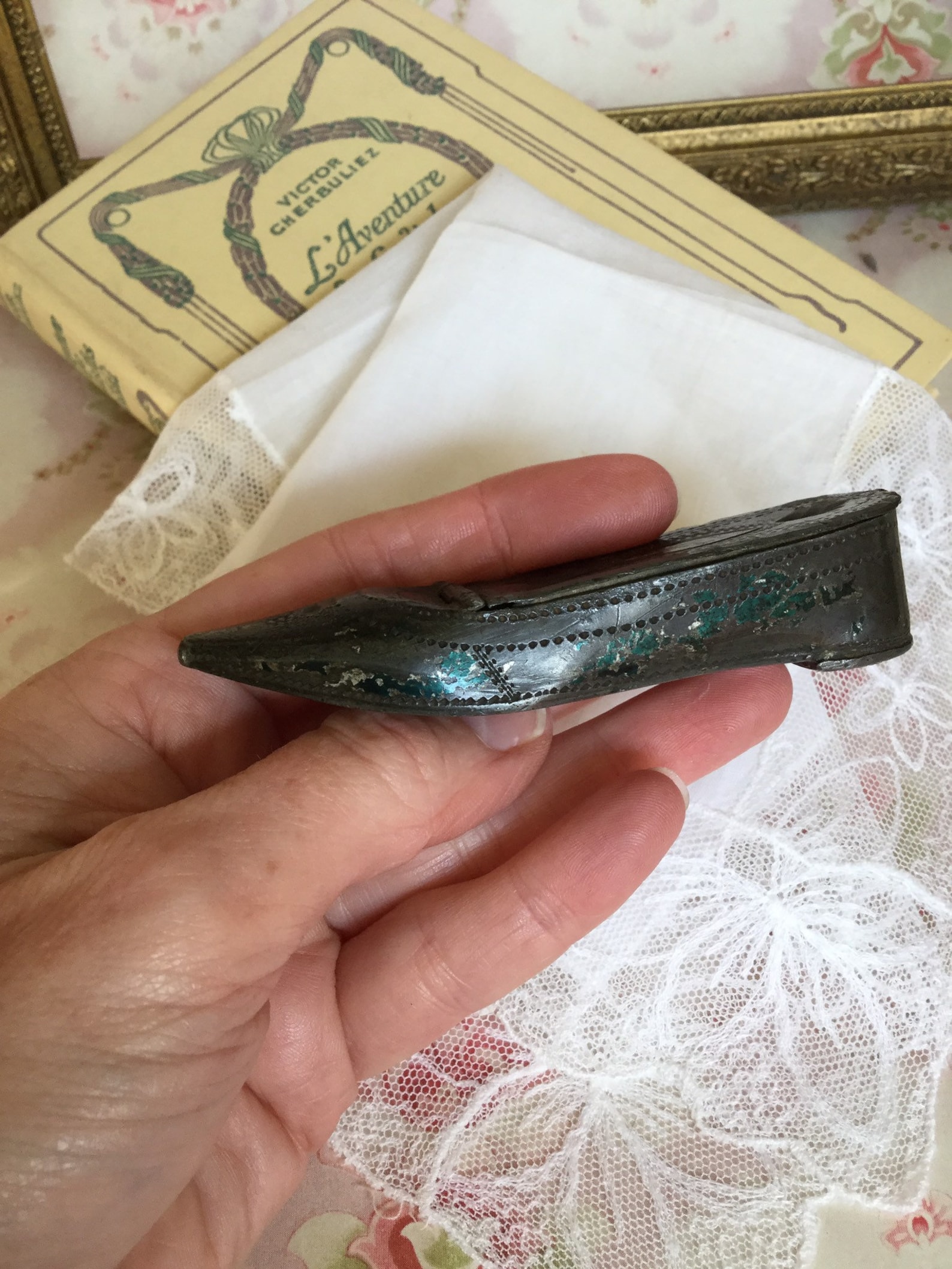 An Antique Pewter Shoe Snuff Box / Collectible Miniature Shoe | Etsy