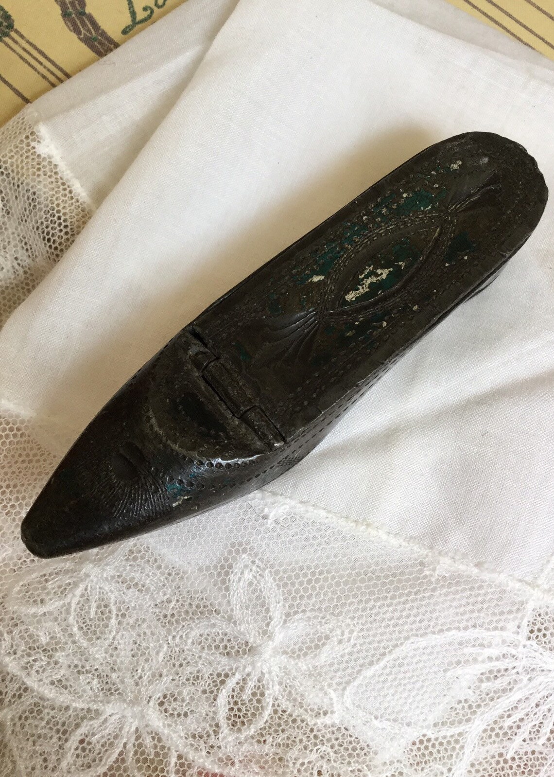 An Antique Pewter Shoe Snuff Box / Collectible Miniature Shoe | Etsy