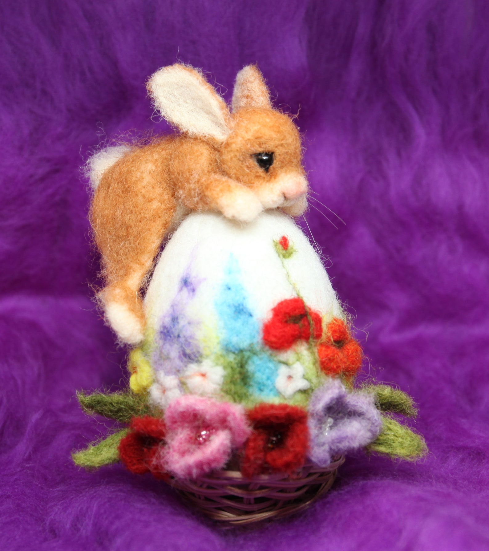 Needle Felted / Easter decor/ rabbit/bunny/hare/Easter Egg/ | Etsy