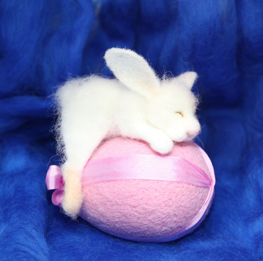 Needle Felted/ Miniature/ Rabbit / Hare/ Bunny/ Easter Egg/ Handmade ...