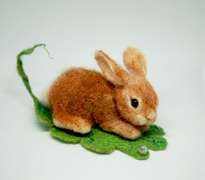 Needle felted/ miniature/ wool sculpture/ rabbit/hare/bunny | Etsy