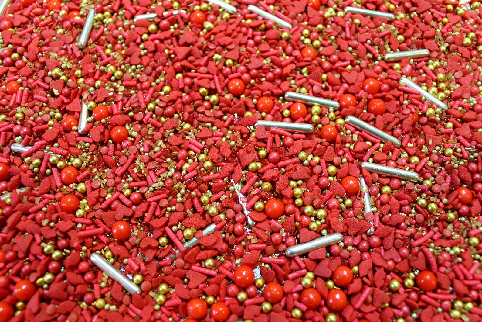 Hugs & Kisses Edible Sprinkles - 4 Oz - Etsy