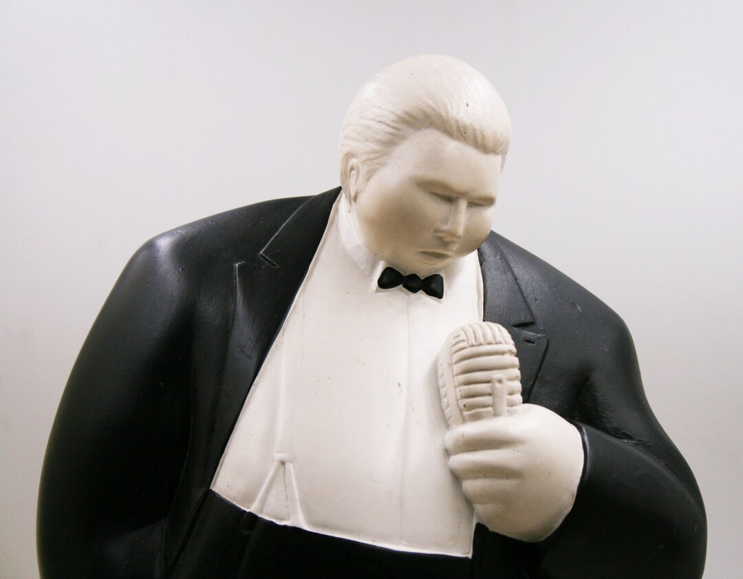Singer Statue / Made in Italy / Music / Handmade/ Gift for Him/gift for ...