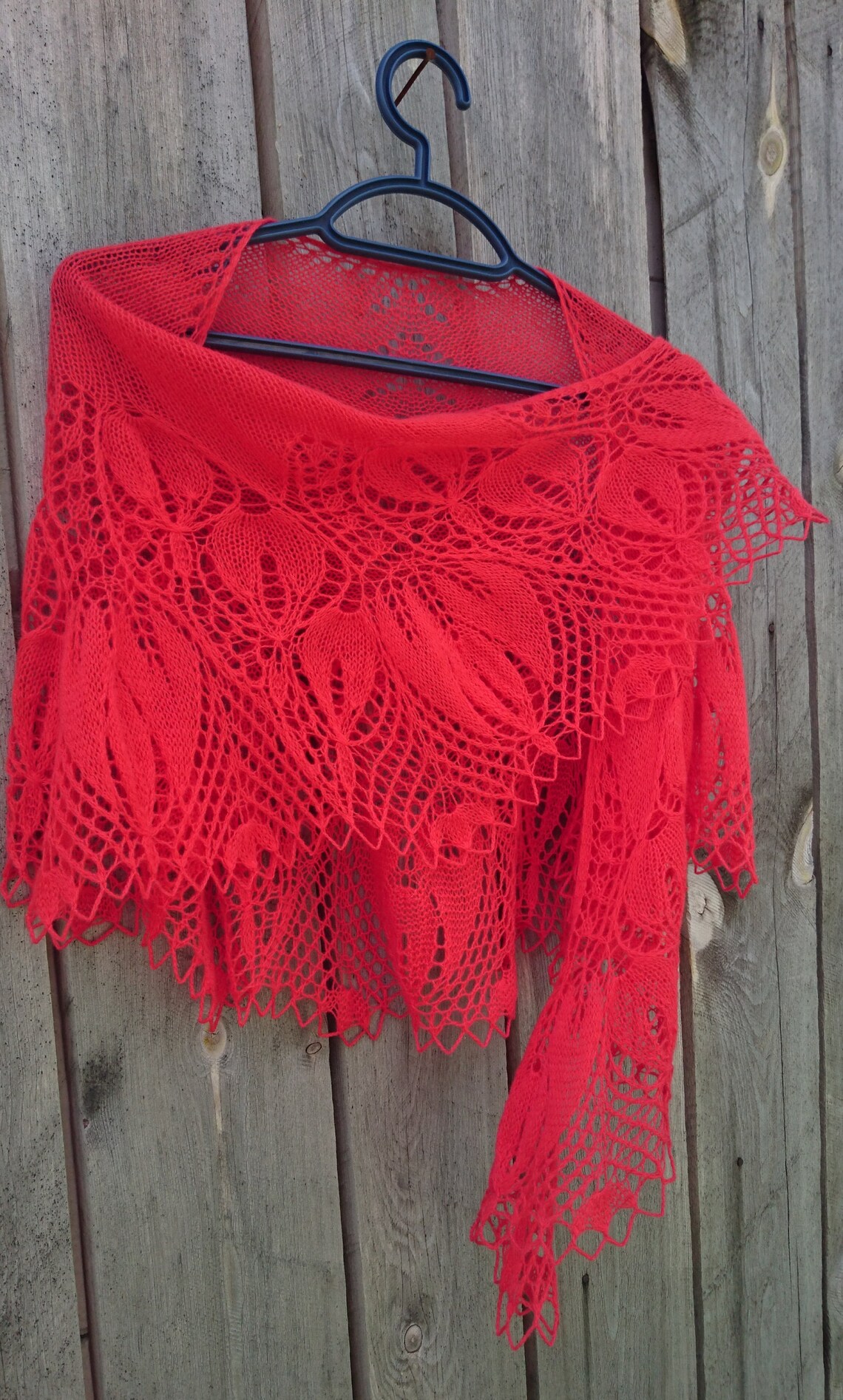Red Wool Lace Shawl Beautiful Border Semi-circular Shawl - Etsy