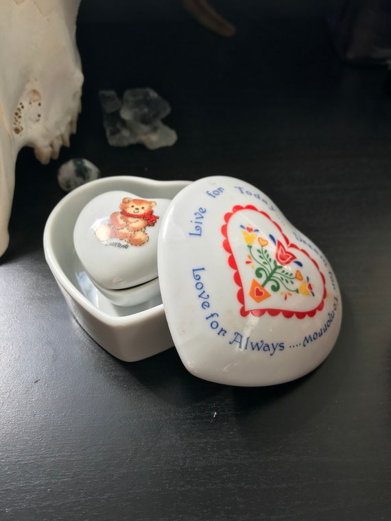 Heart Shape Nesting Jewelry Box - Gem