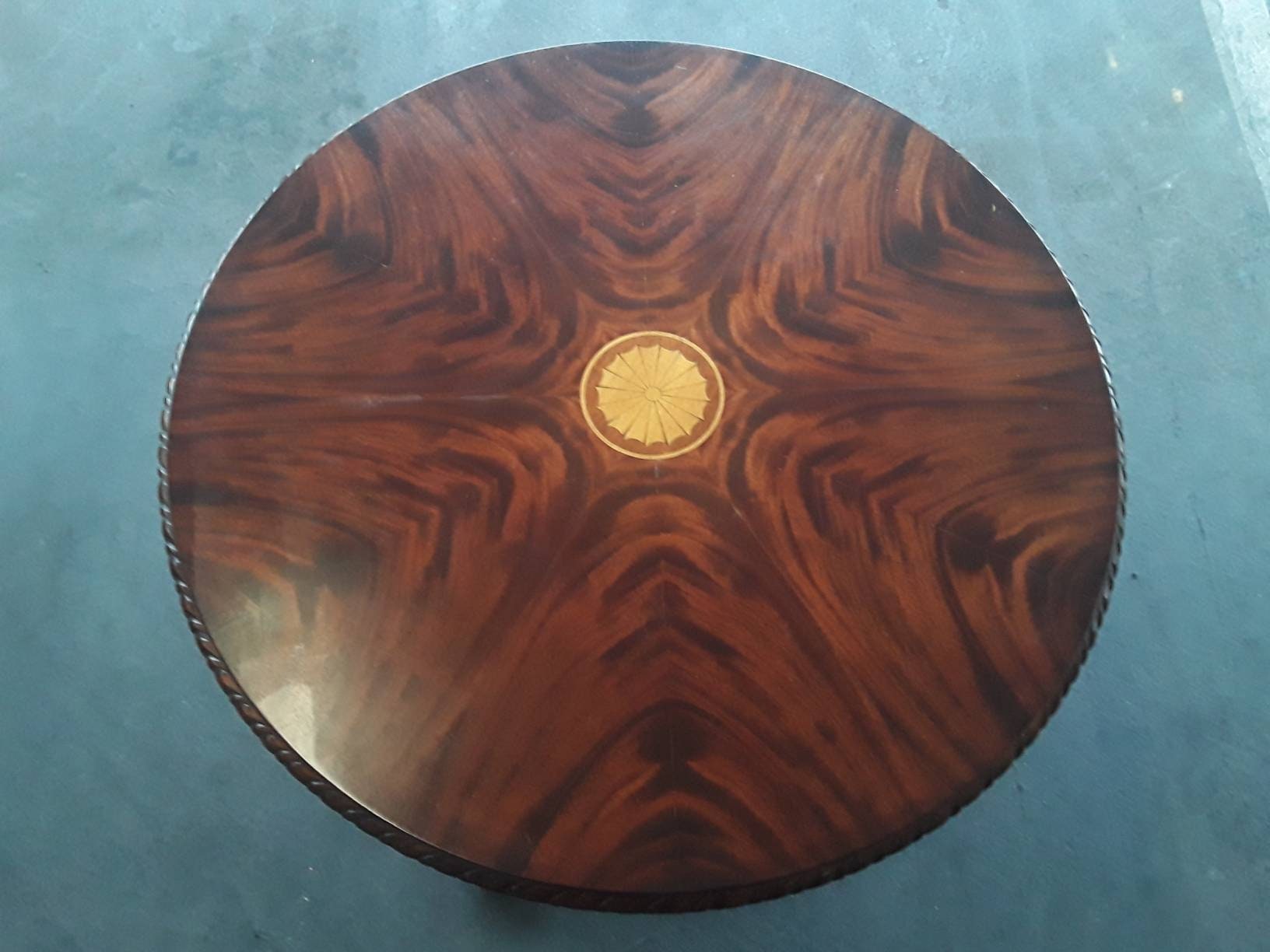 Beautiful Tiger Oak Table - Etsy