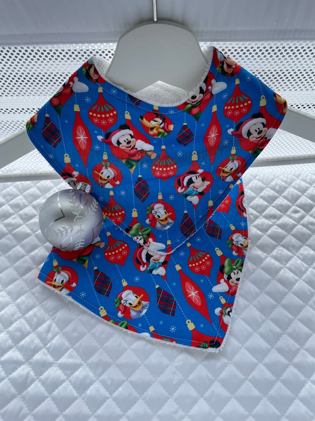 Mickey Mouse Baby Bibs set of 2 Dribble bibs Christmas Baby - Etsy.de