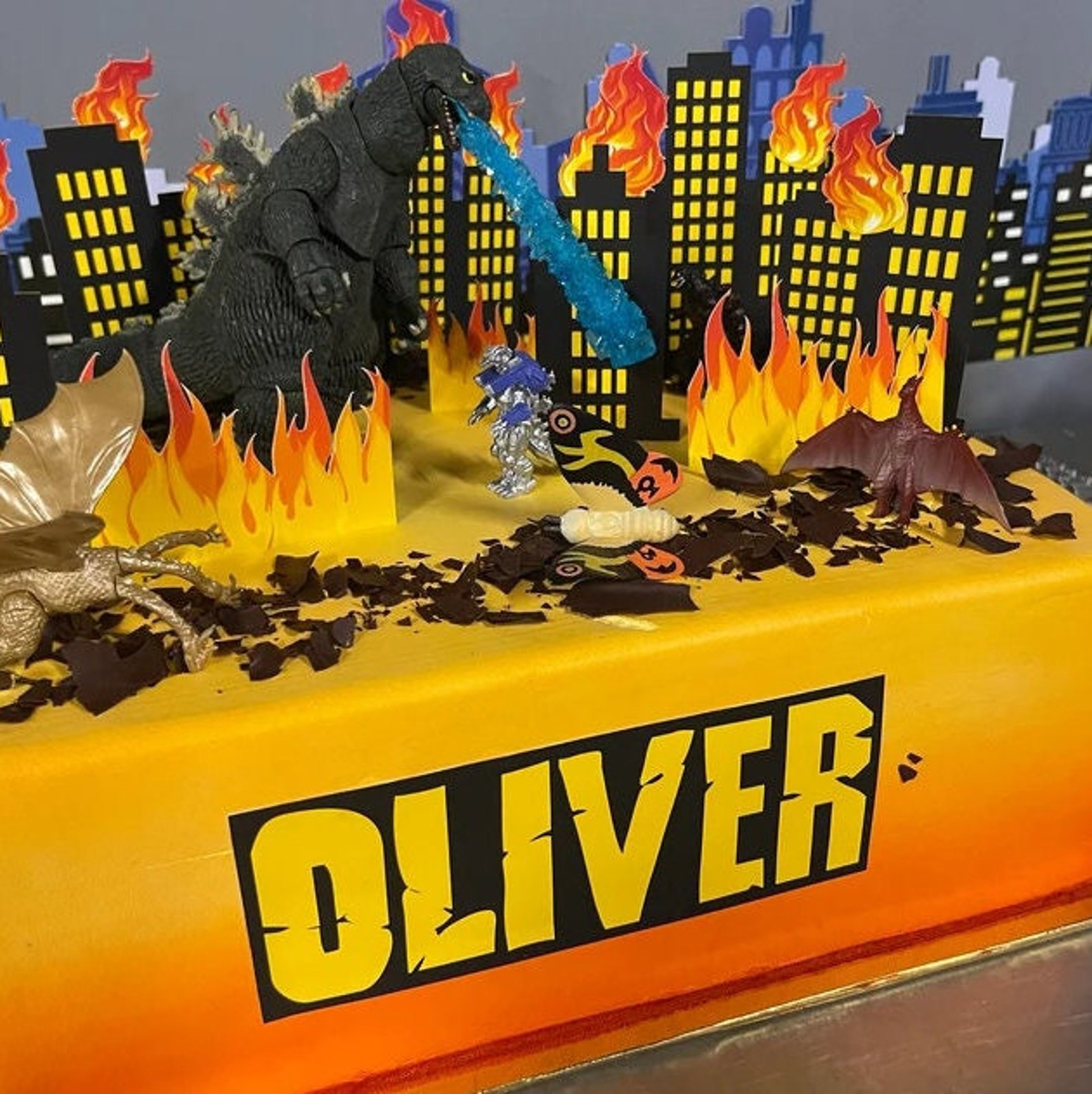 Godzilla Cake Topper/ Godzilla Cake/ Godzilla Birthday/ - Etsy