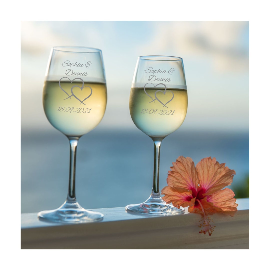 Engraved Wine Glasses as Wedding Gifts Personalized Wine Glasses Gifts ...