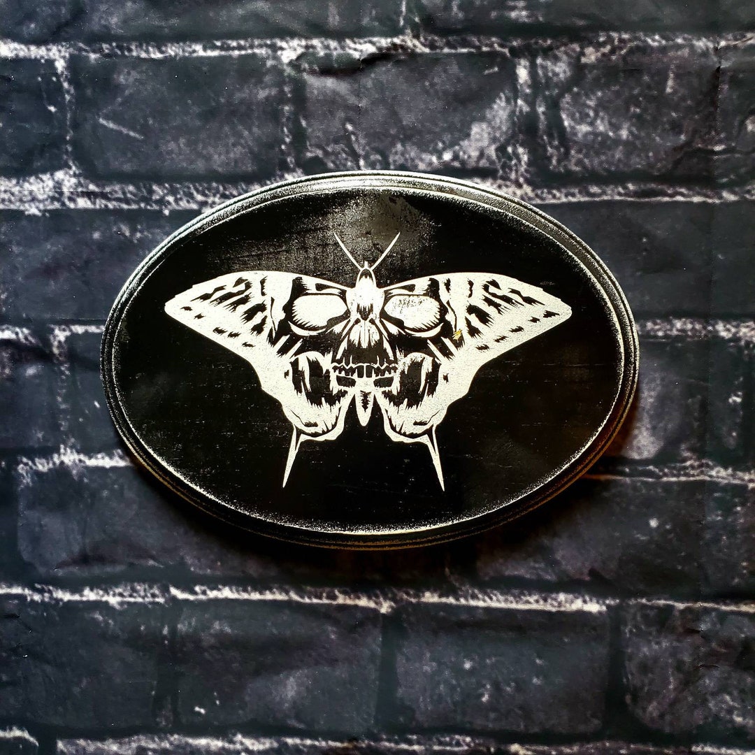 Death's Head Moth, Gothic Wall Decor, Horror Decor, Halloween Decor - Etsy