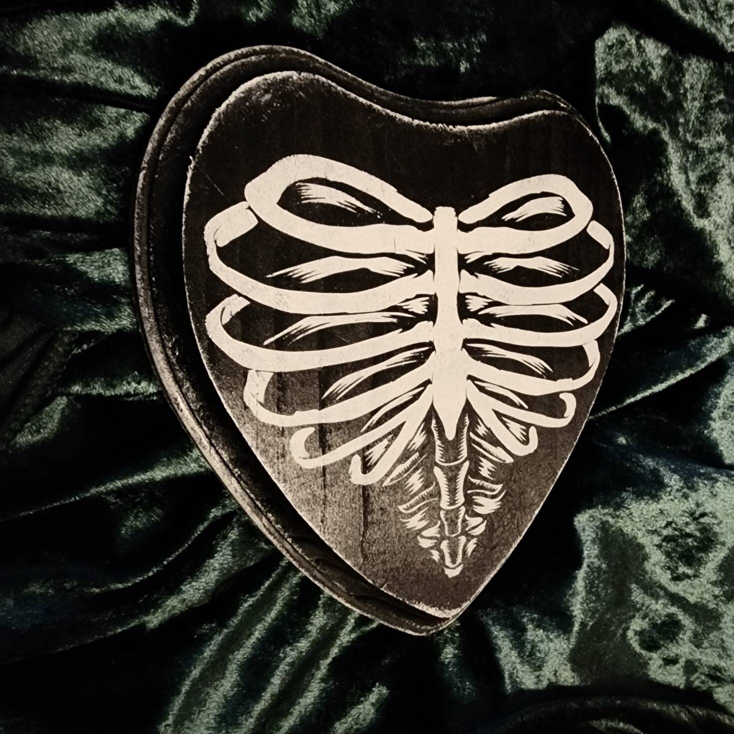 Rib Cage Heart Halloween Decor Romantic Goth Gothic Wall - Etsy