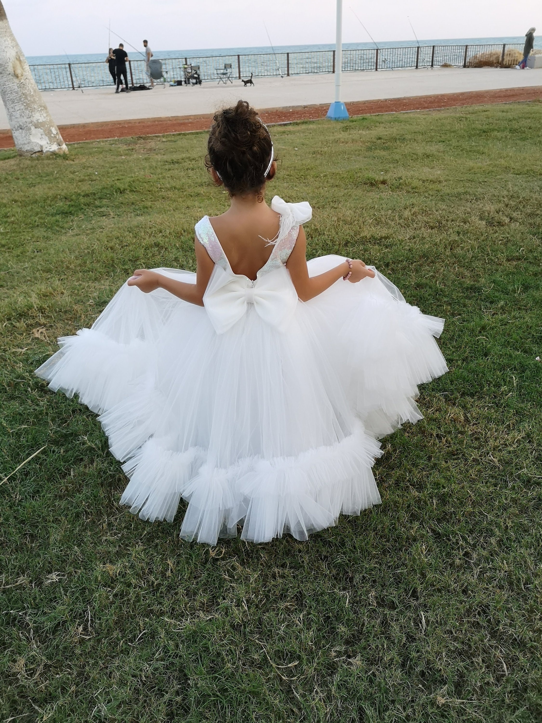 White Jr Bridesmaid Dress, Minnie Bride, Kid Gown for Weddings, Ankle ...