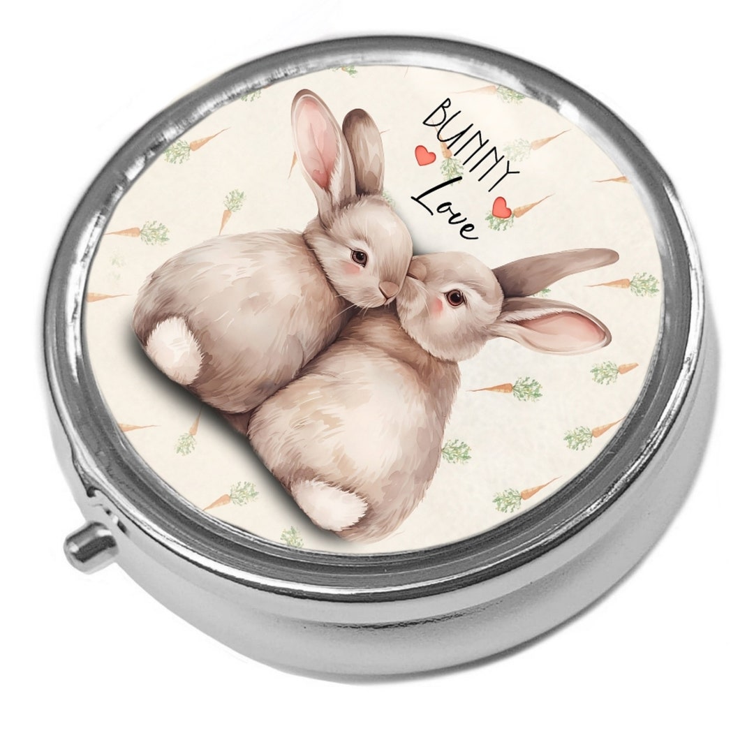Bunny Rabbits - Bunny Love - Round Pill / Trinket Box - Etsy UK
