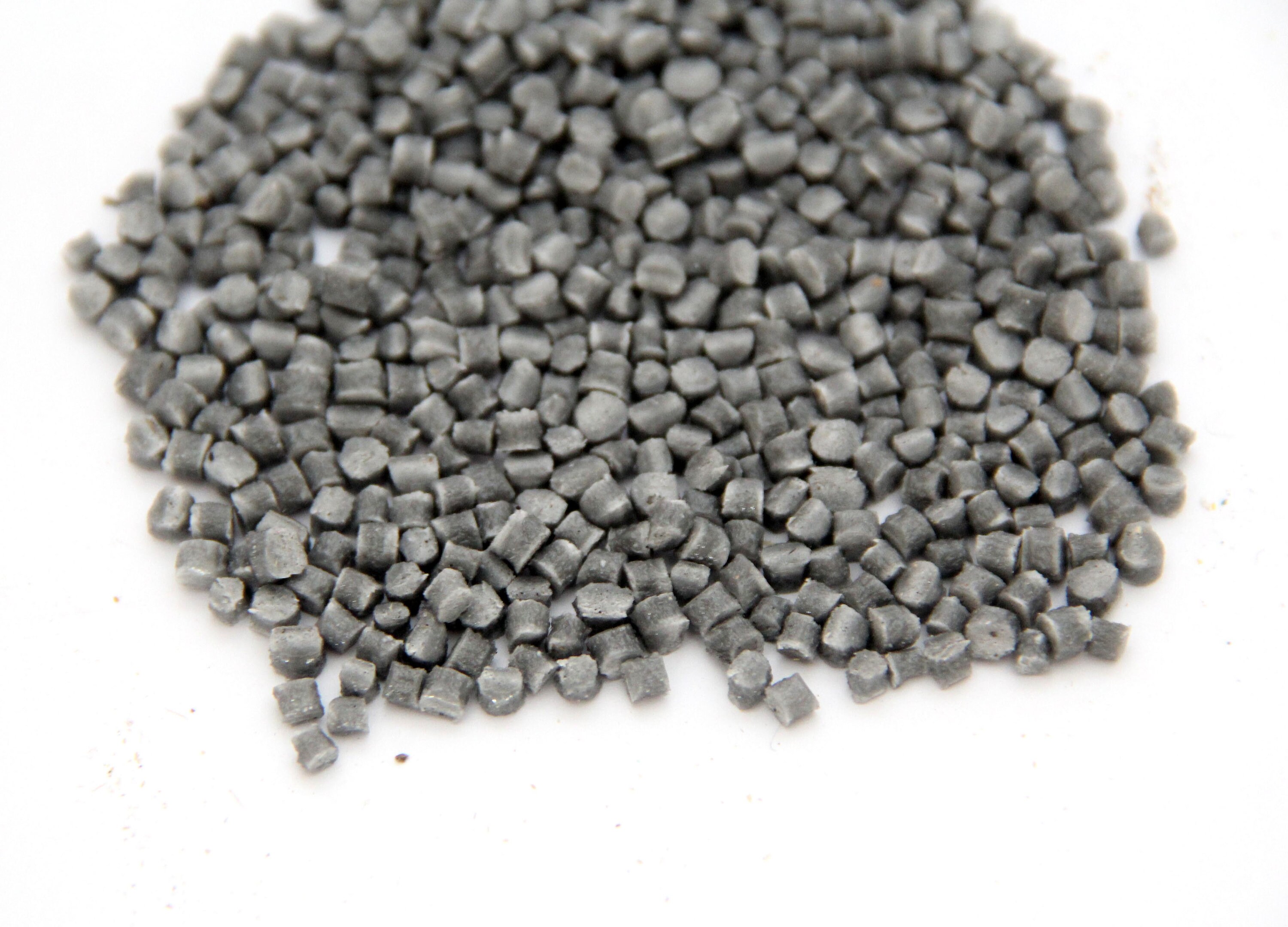 12 Lb Gray Hard Plastic Pellets Sinking Rock Tumbler Koi Bio Filter Cat ...